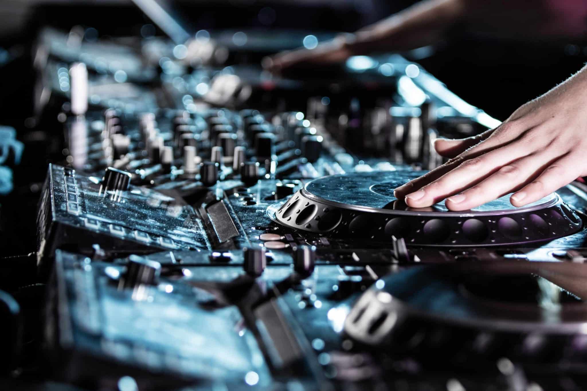 Your DJ DROP Mega Special Package - Audio Flyer